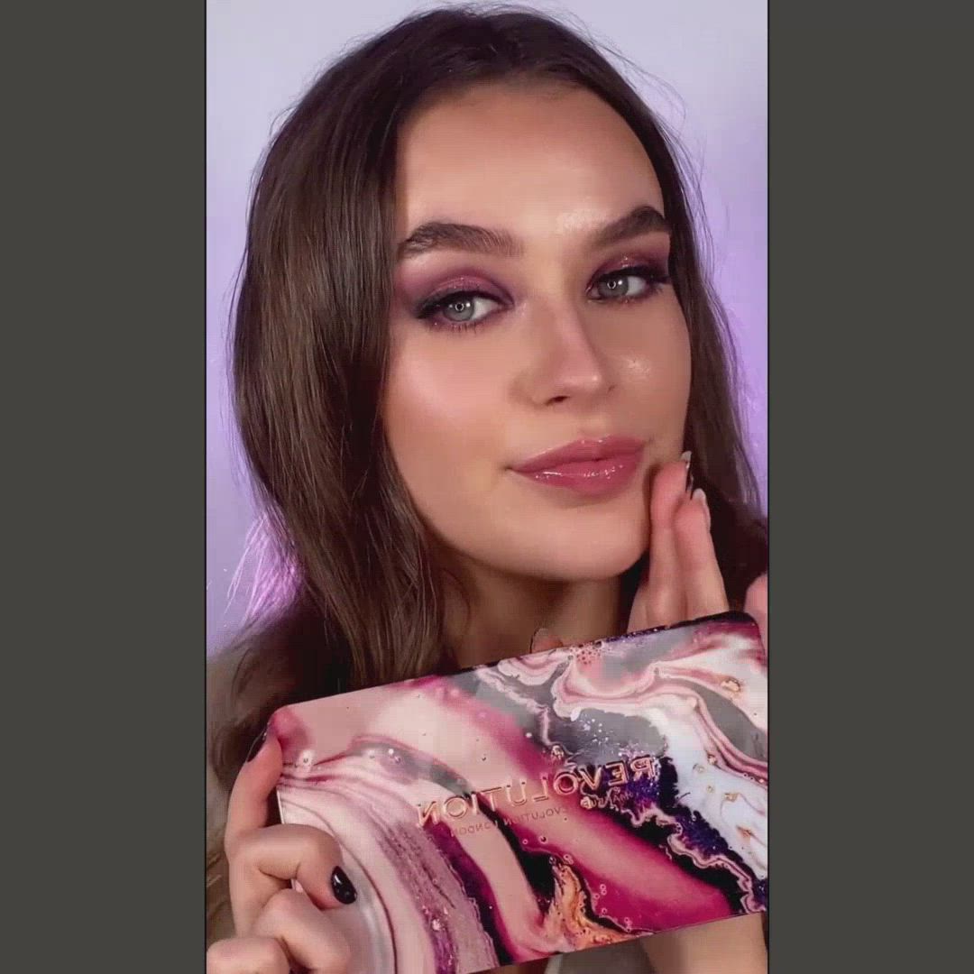 Makeup Revolution Forever Flawless Allure Eyeshadow Palette Buy Makeup