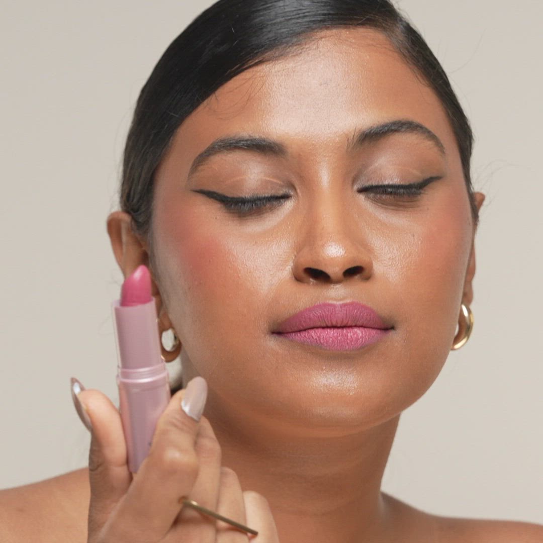 House Of Makeup Swipe Light Super Lightweight Bullet Lipstick: Buy House Of Makeup Swipe Light ...